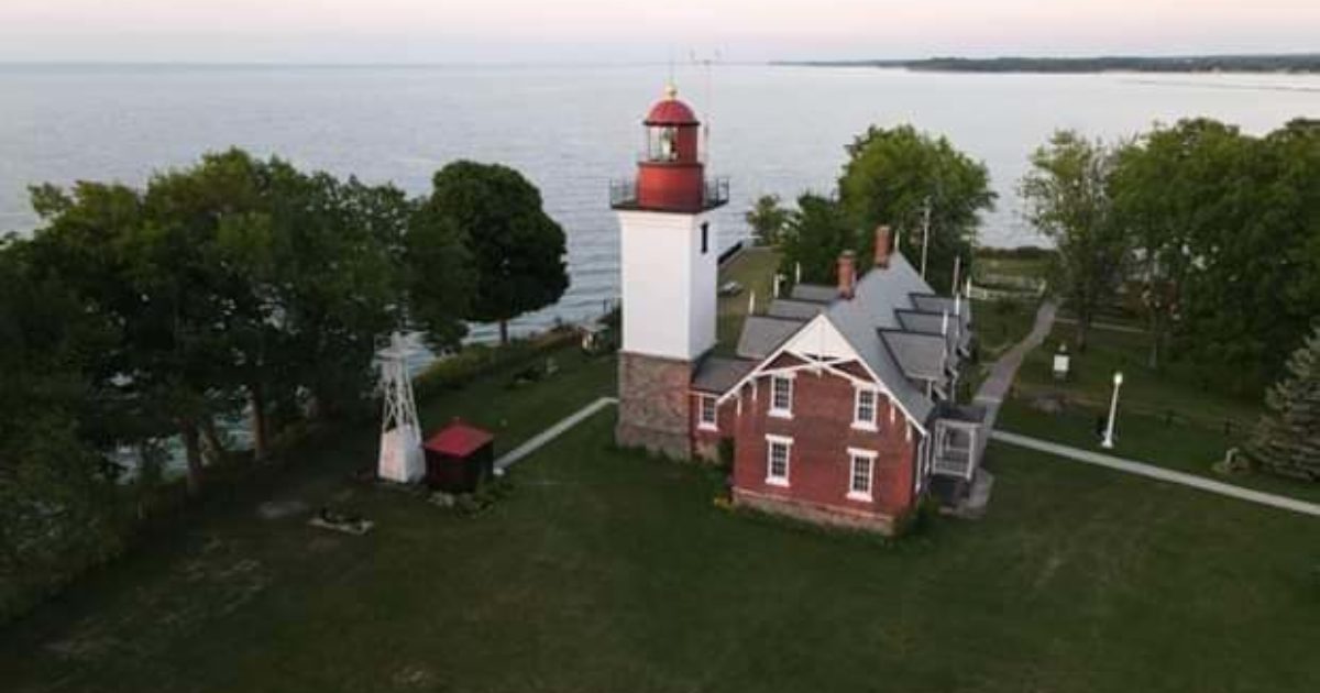 Dunkirk Lighthouse | Lake Erie Wine Country