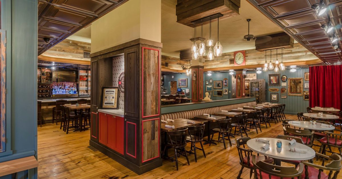 The Skunk and Goat Tavern | Lake Erie Wine Country